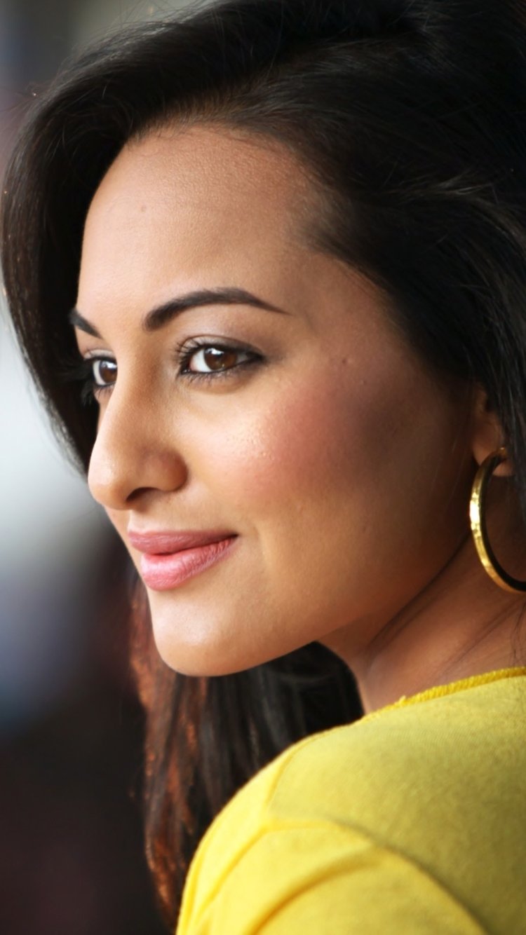 Sonakshi Sinha Phone Wallpapers