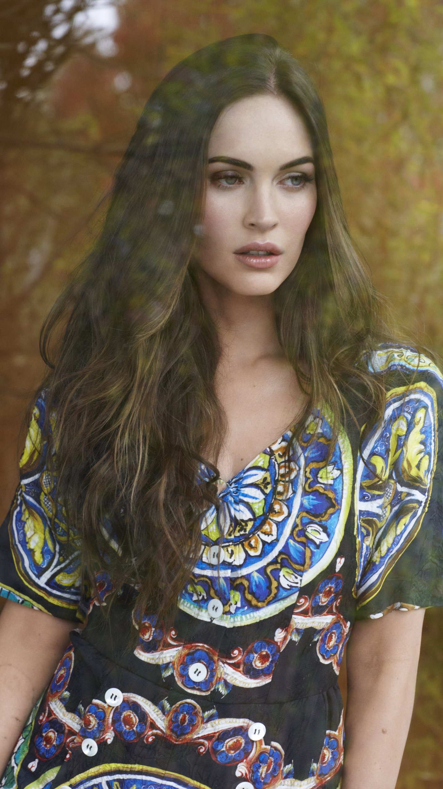 Download Celebrity Megan Fox Phone Wallpaper